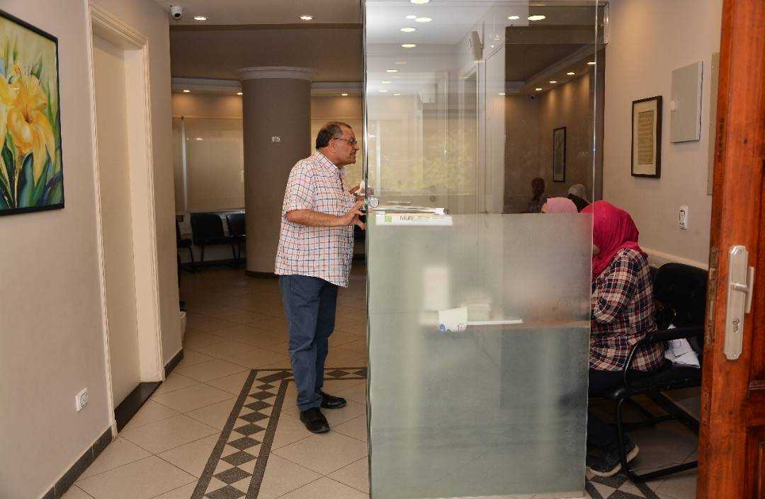 احجز مع دكتور مصطفى حامد نبيه أستاذ عيون | فيزيتا